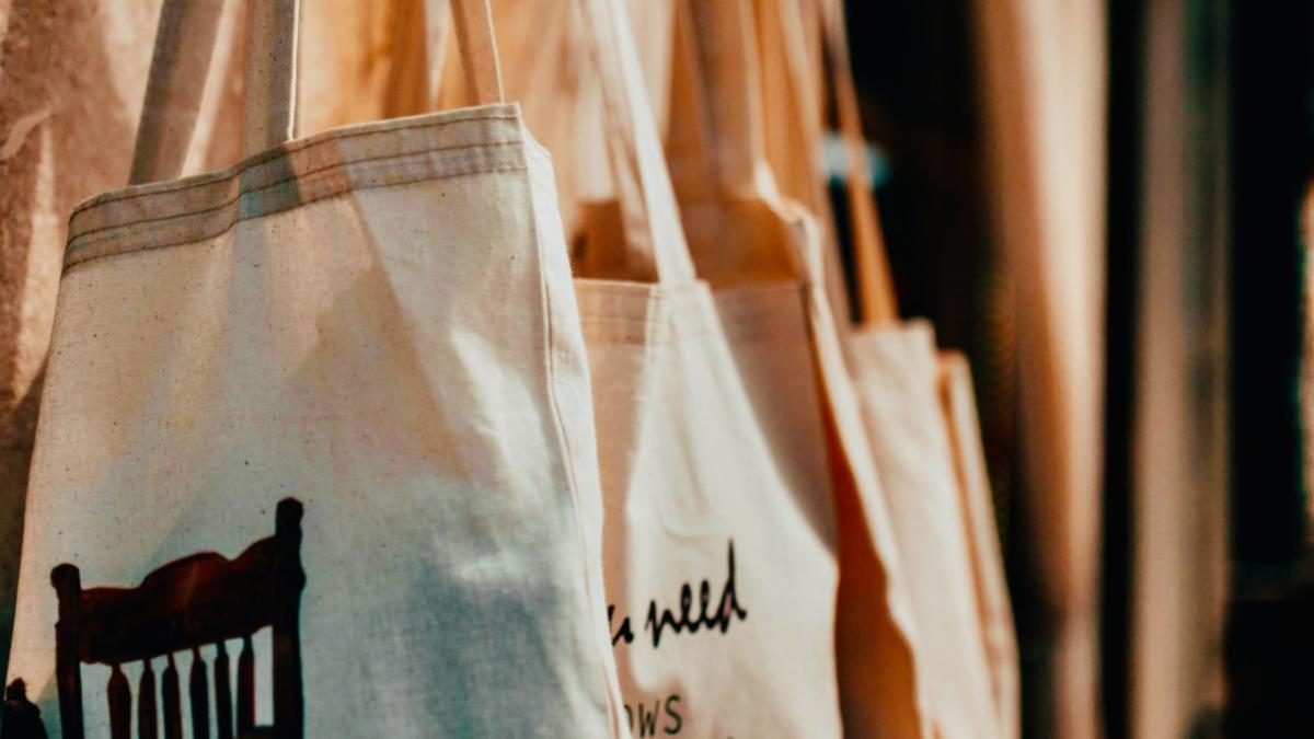 Customize Your Very Own Tote Bag Workshop for Teens | Multnomah County ...
