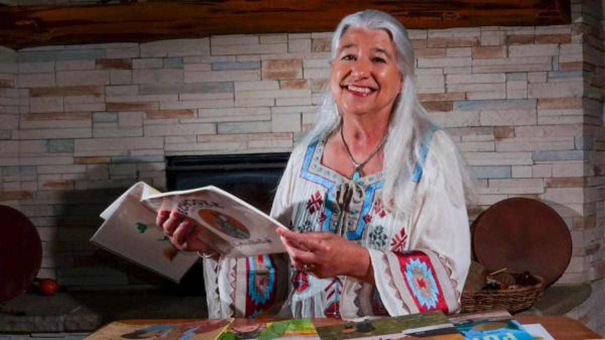 Native Family: Native Story Hour Online | Multnomah County Library